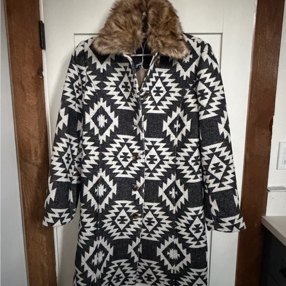 Montanaco | Jackets & Coats | Aztec Patterned Black And White Pea Coat ...